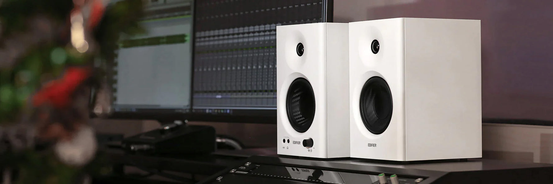 Bookshelf Speakers – Edifier Australia
