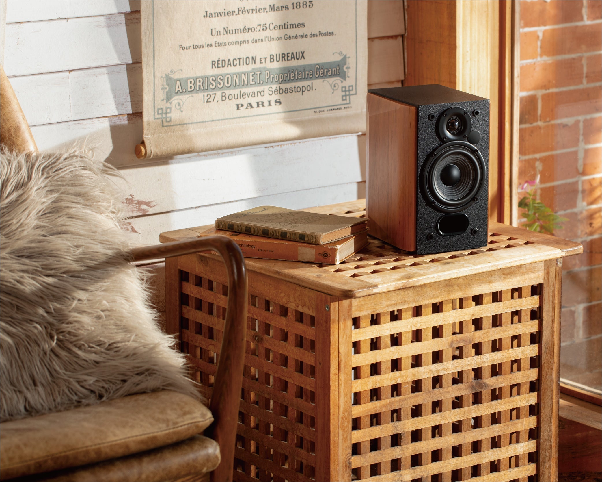 R1380DB Active Bluetooth Bookshelf Speakers – Edifier Australia