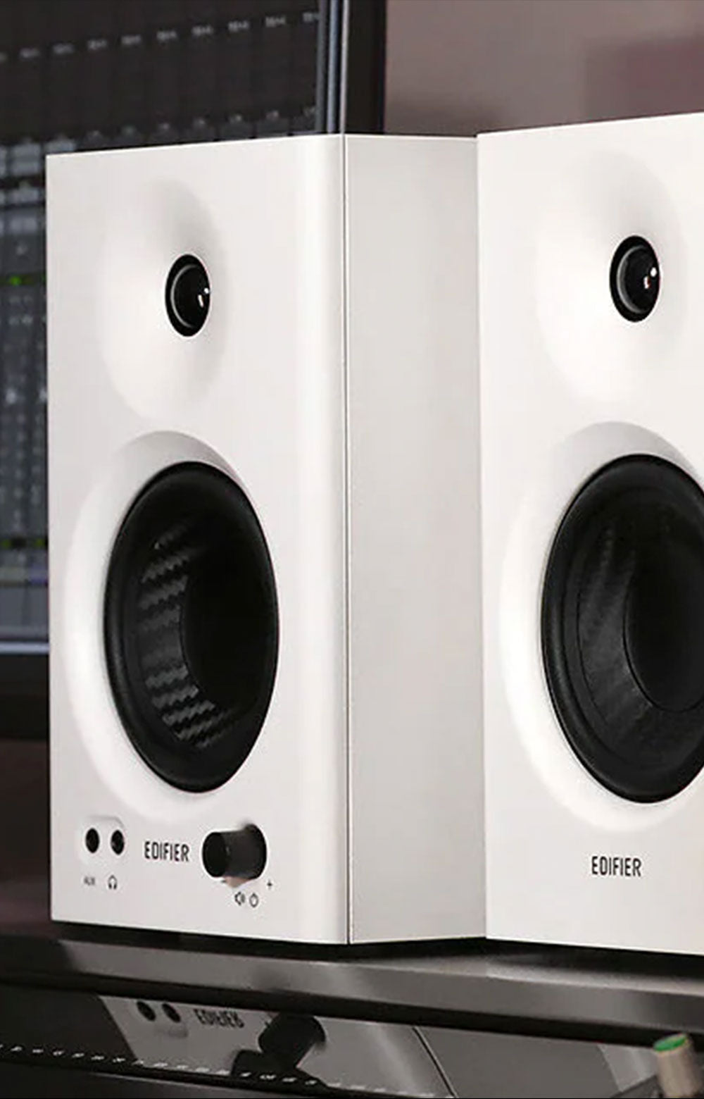 MR4 Powered Studio Monitor Speakers – Edifier Australia